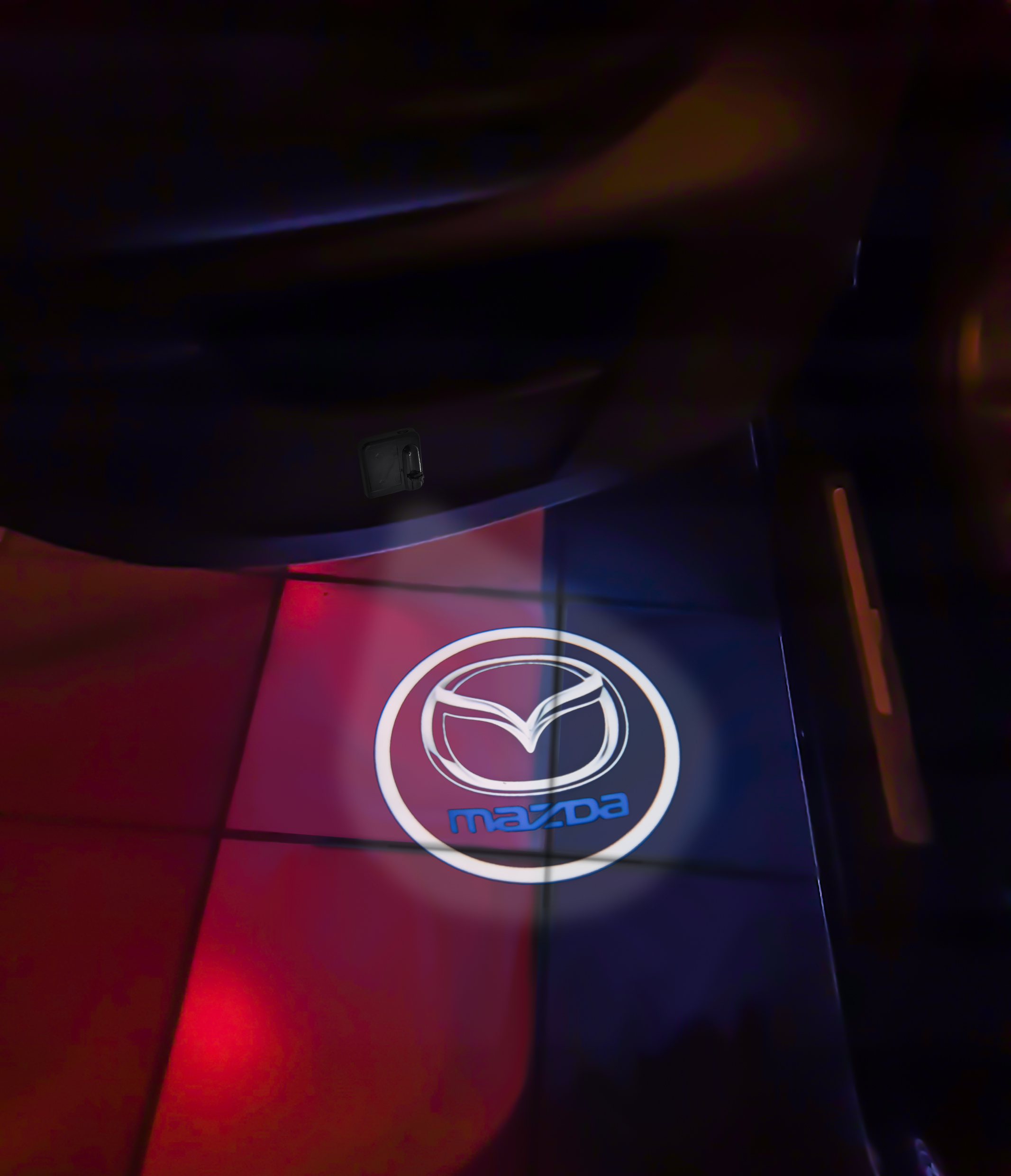Mazda LED Projektor HD Logo Bezprzewodowy 13mm z sensorami LEDprojektor